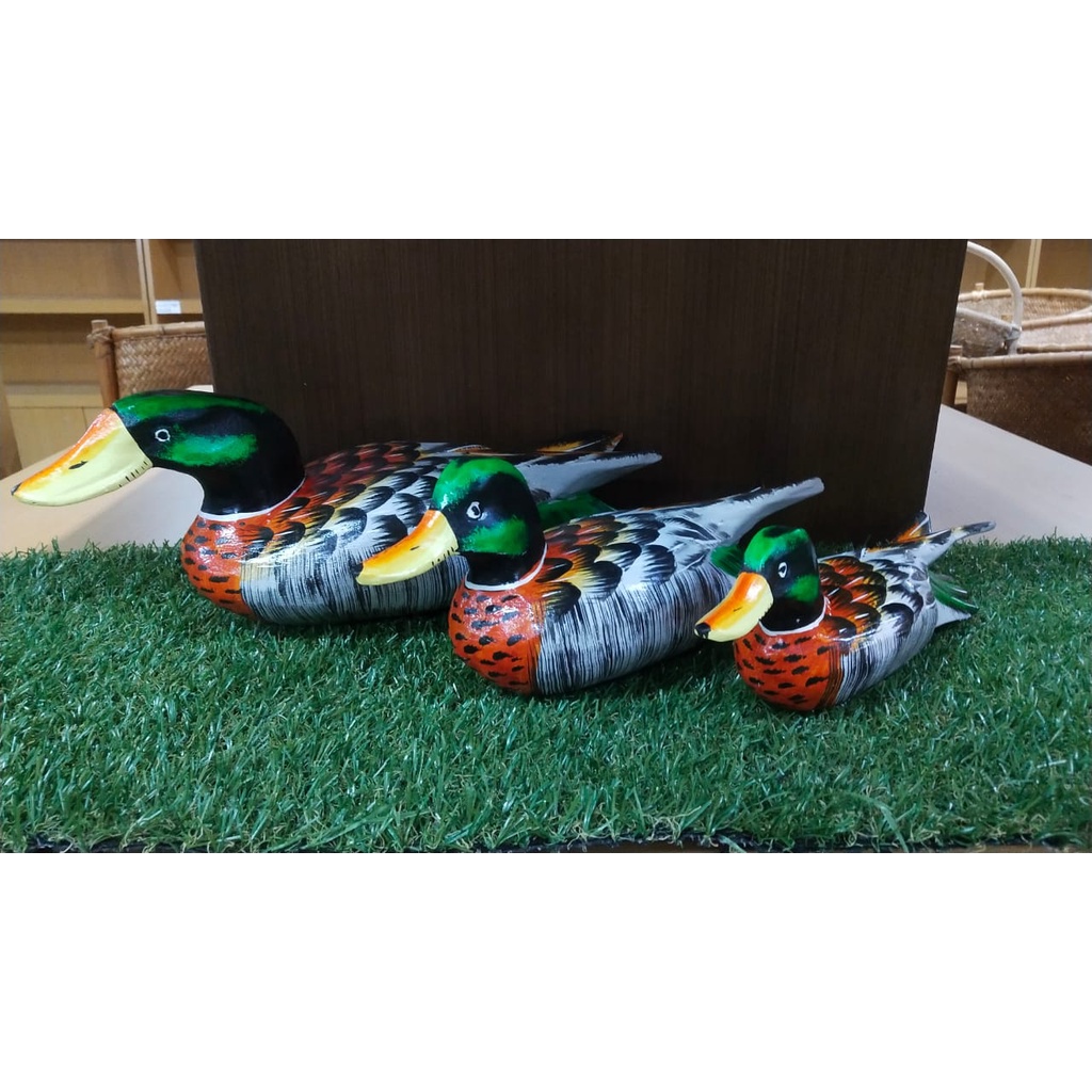 Jual Patung Hiasan Bebek Pahatan Kayu Set | Shopee Indonesia