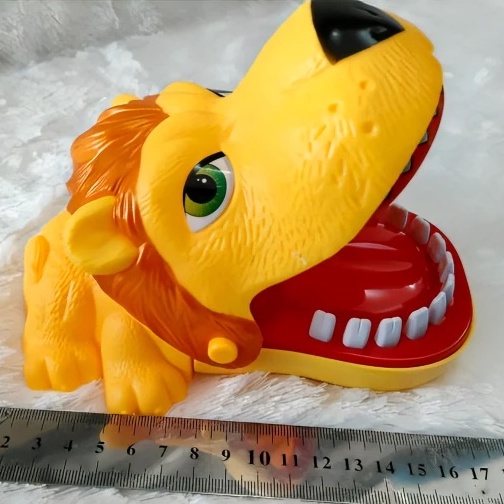 Jual Mainan Singa Gigit Jari Mainan Anak Prank Seru | Shopee Indonesia