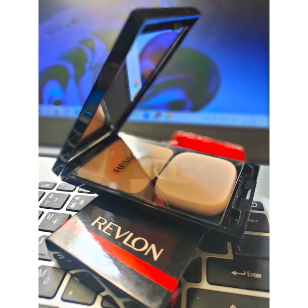 Jual Revlon Powdery Foundation Natural Finish Bedak Basah plus tempat ...