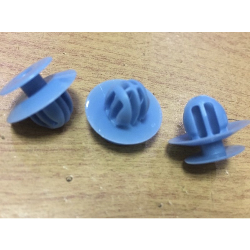 Jual KANCING KLIP OVER FENDER MOBIL MITSUBISHI XPANDER MU000977 ...