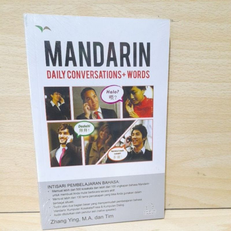 Jual MANDARIN DAILY CONVERSATION +WORDS. + scan QR code Dalam buku ...