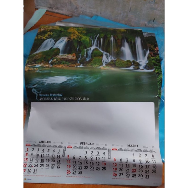Jual kalender 4 lembar 3 bulan | Shopee Indonesia