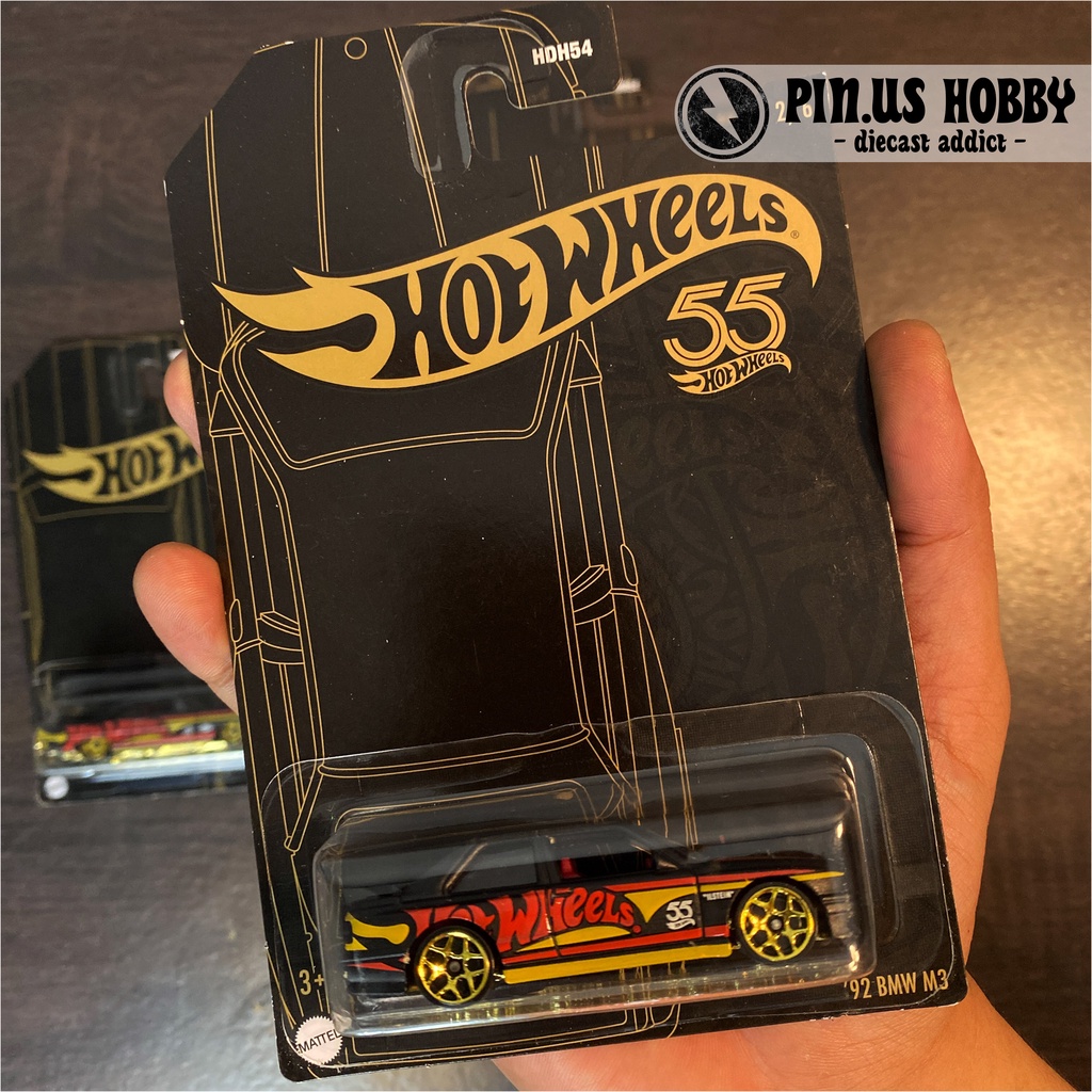 Jual HOT WHEELS 55th ANNIVERSARY VOLKSWAGEN T1 GTR , RANGE ROVER ...