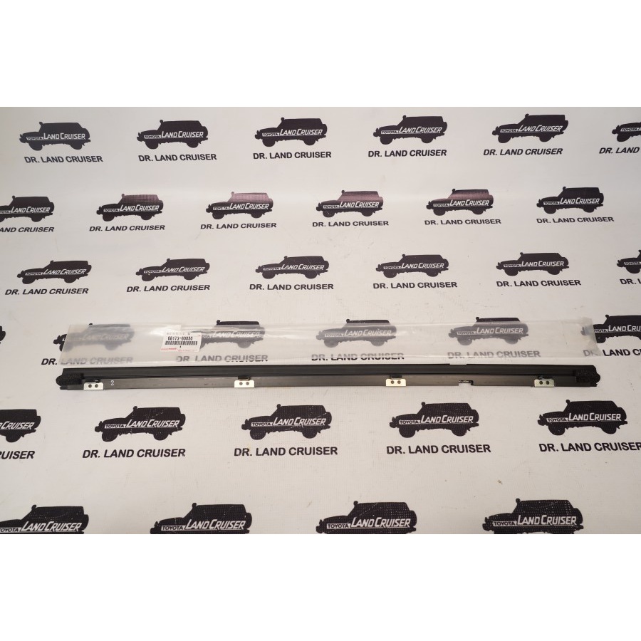 Jual PELIPIT DALAM PINTU BELAKANG KANAN LAND CRUISER 200 ORI 68173 ...
