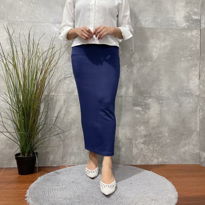 Jual Rok Span Panjang Bahan Scuba | Rok Span | Rok Kerja Span Scuba ...