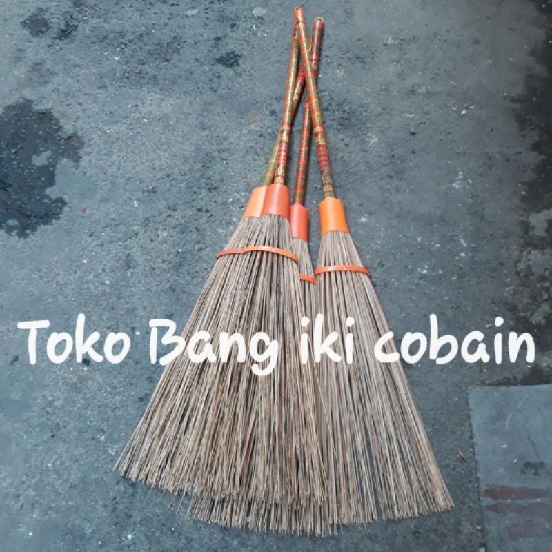 Jual Sapu Lidi Gagang Kayu Sapu Lidi Berkualitas | Shopee Indonesia