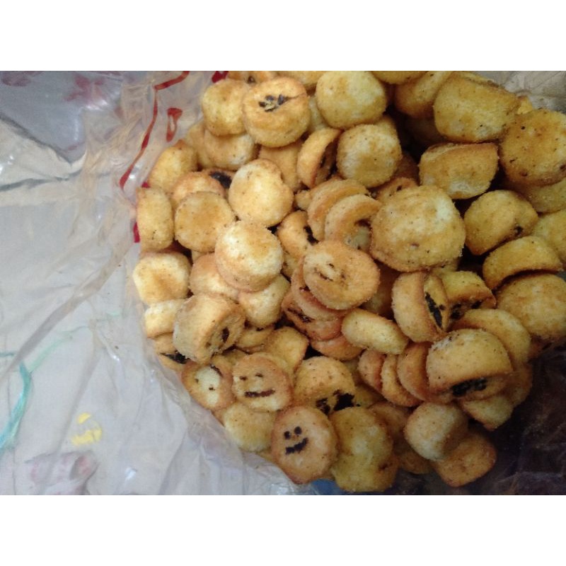 Jual snack kiloan roti smile gurih asin/roti senyum 250 gr/bolu smile ...