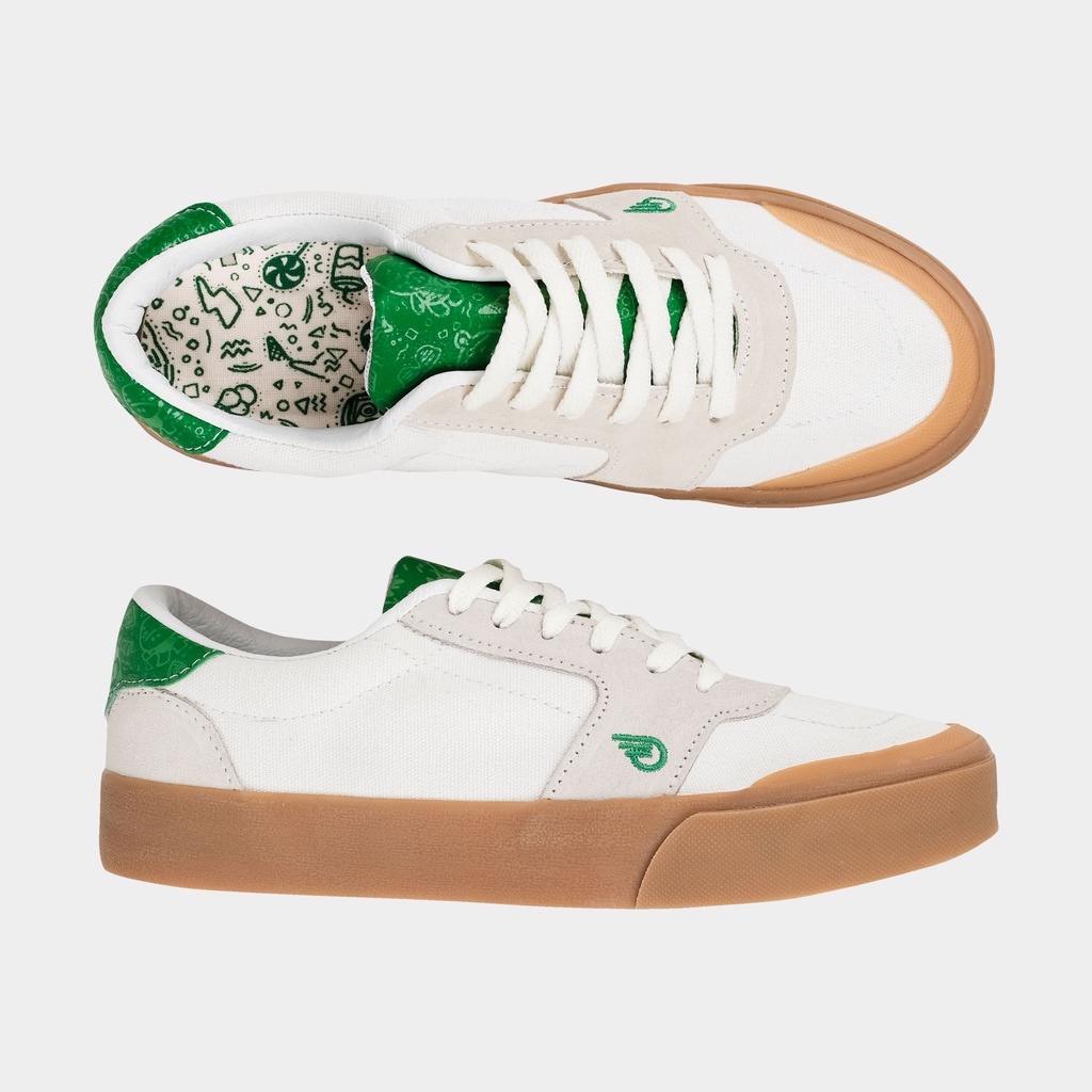 Jual CRSL X GOZEAL White BTS 80s Shoes | Collaboration | Sneakers ...