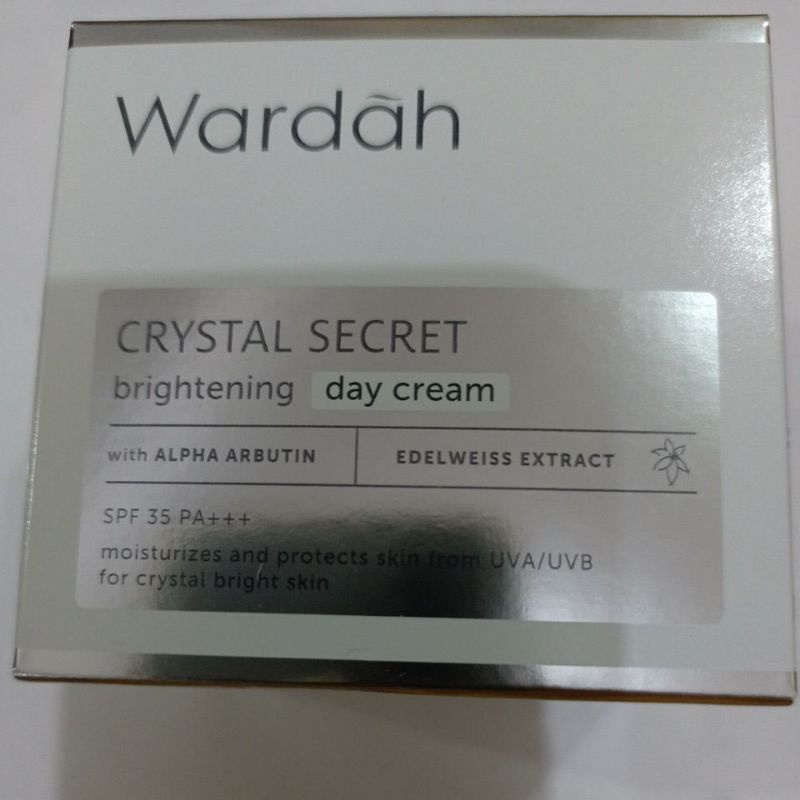Jual Wardah Crystal Secret Day Cream SPF 35 ukuran 30ml | Shopee Indonesia