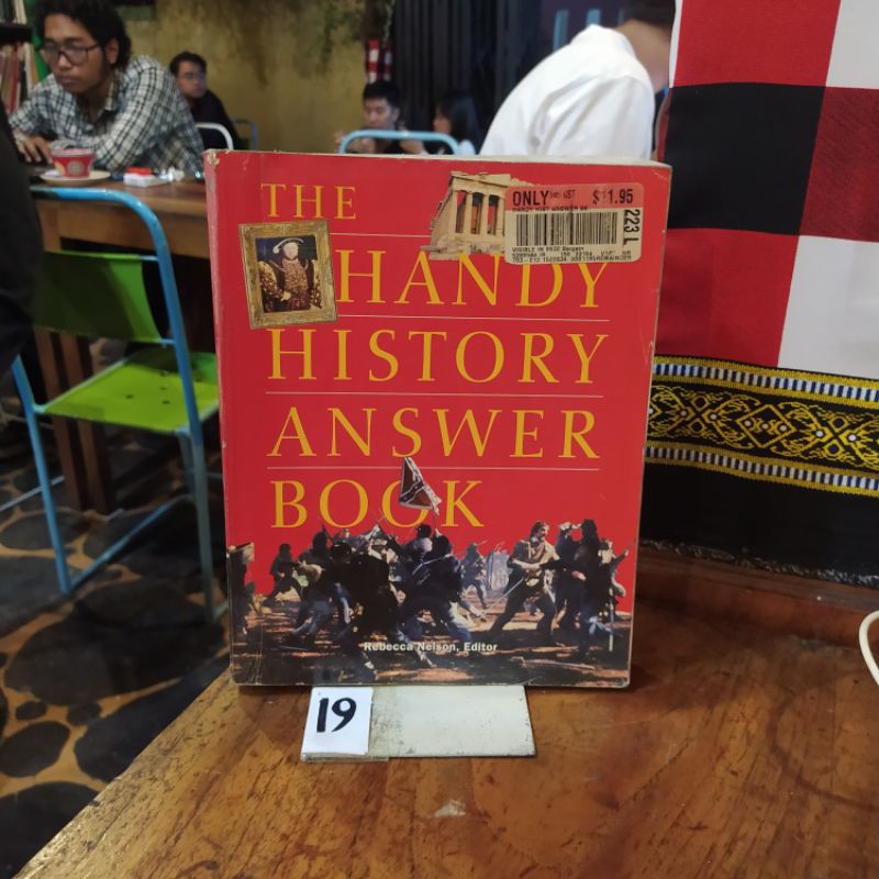 Jual BUKUNTHE HANDY HISTORY ANSWER BOOK By Rebecca Nelson | Shopee ...