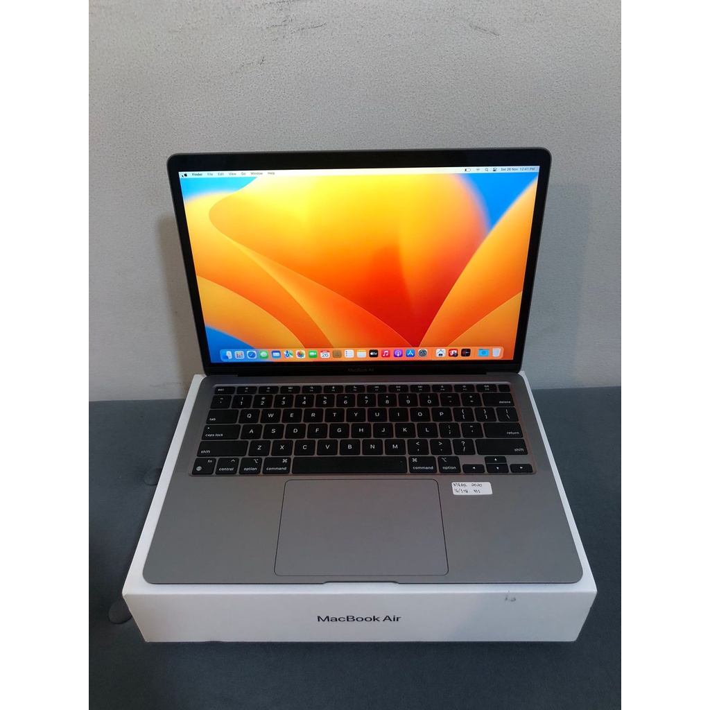 Jual Macbook Air M1 2020 Retina 13" Inch RAM 16GB SSD 1TB Original 100% ...