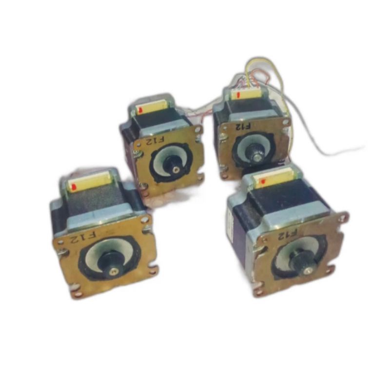 Jual STEPPER MOTOR JAPAN SERVO TYPE : KH56JM2U047, harga 4pcs real foto ...