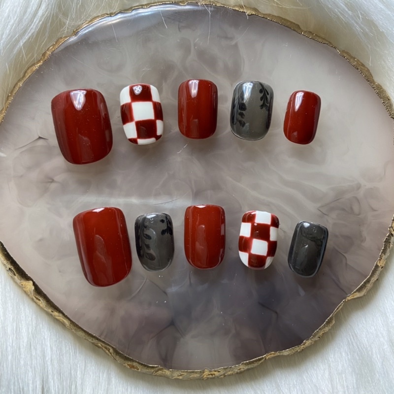 Jual MAROON CHESS FAKE NAILS | CUSTOM KUKU PALSU MADE BY ORDER | Shopee ...