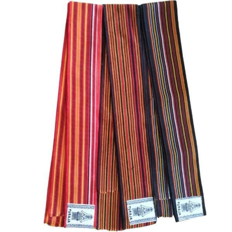 Jual Ikat Kepala Toraja Asli - Kain Ikat Kepala Tenun Toraja (Bayar ...