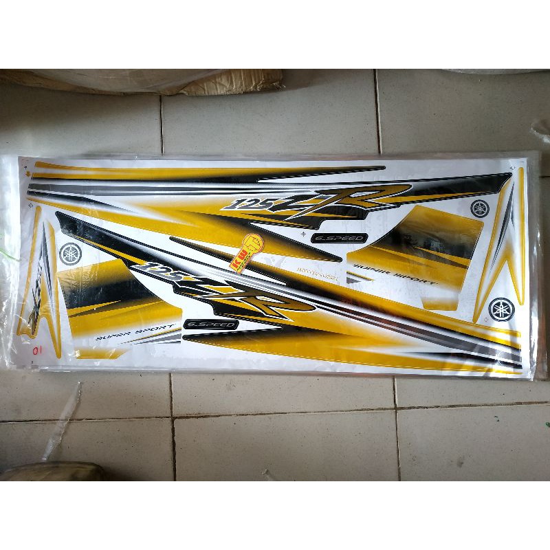 Jual striping 125zr kuning Diraja striping Yamaha 125z kuning diraja ...