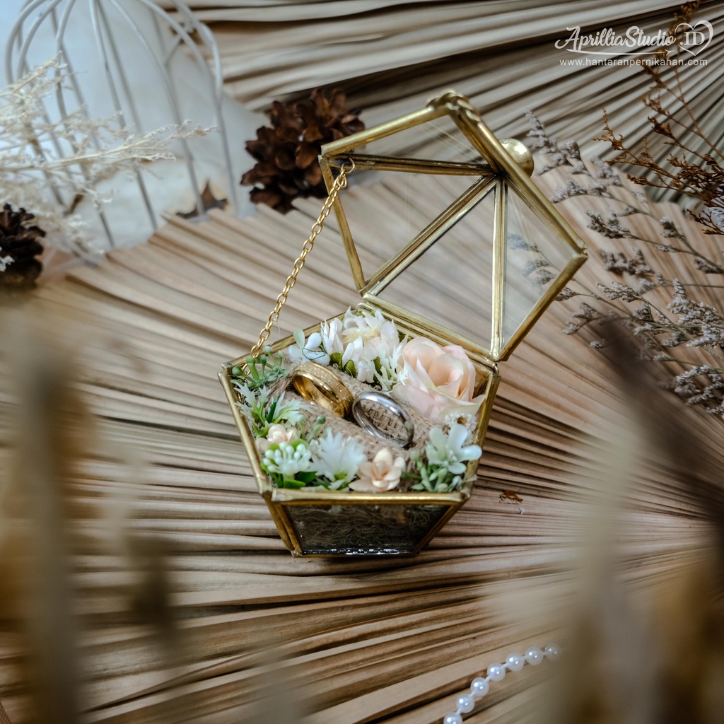 Jual RING BOX TEMPAT CINCIN LAMARAN GLASS BOX RUSTIC AESTHETIC | Shopee ...