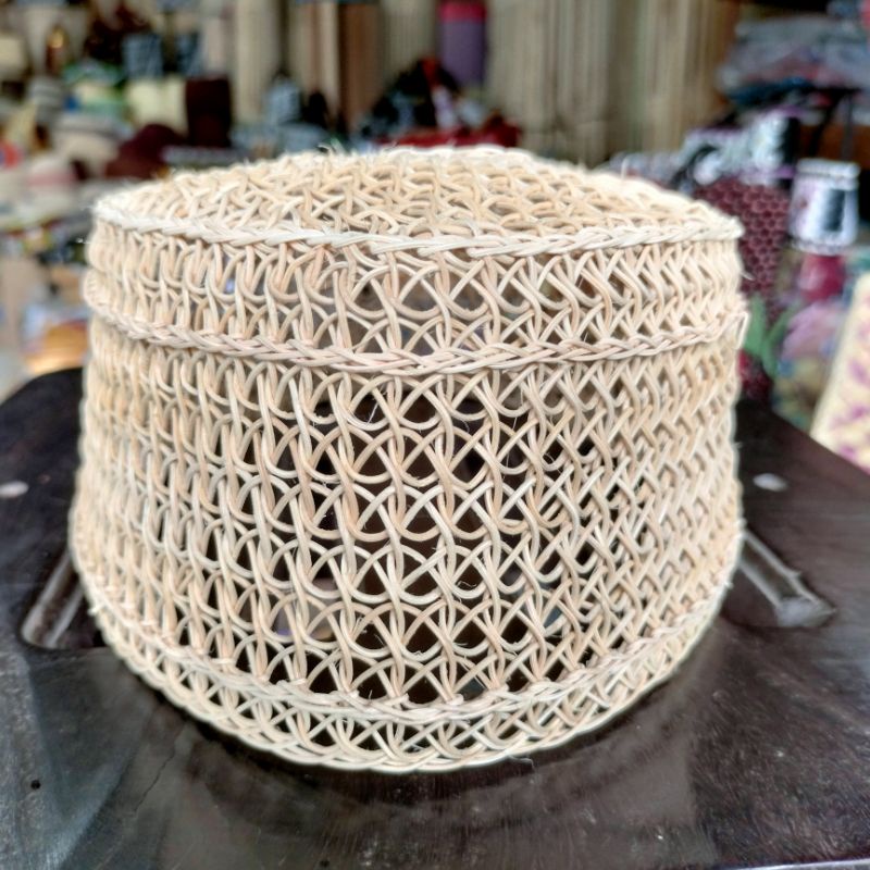 Jual peci rotan kopiah rotan khas kalimantan | Shopee Indonesia