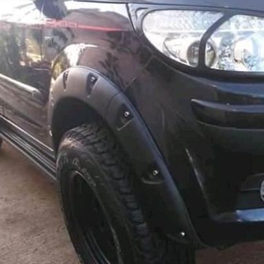 Jual Over Fender Rush/Terios Konde Tahun 2012 Variasi Baut L | Shopee ...