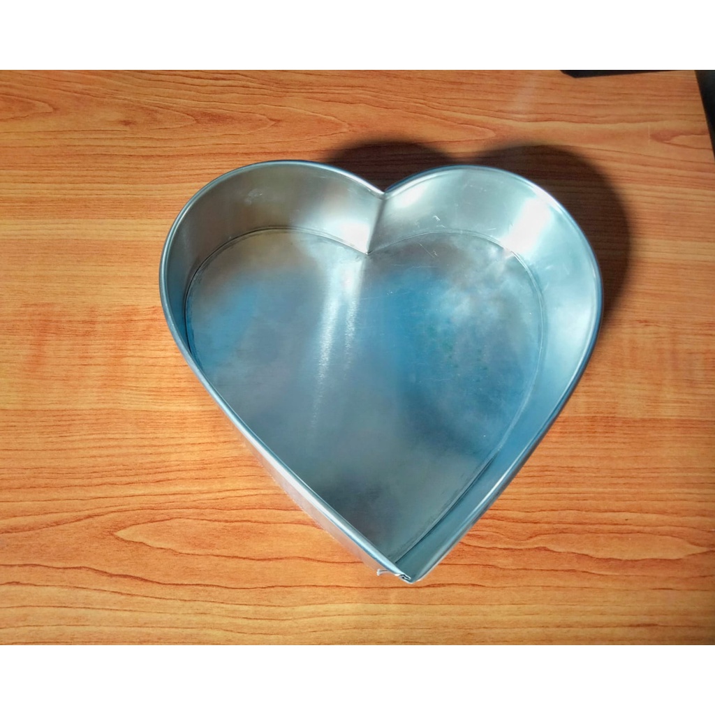 Jual Loyang Love 22 CM / Heart Pan / Loyang Kue Ulang Tahun Bentuk Hati ...