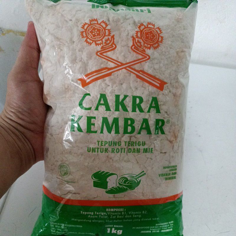 Jual Tepung terigu Cakra kembar 1kg | Shopee Indonesia