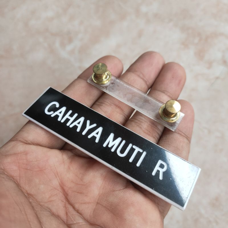 Jual Nametag PNS / Nametag Akrilik Glossy / Nametag Gravir / Nametag ...