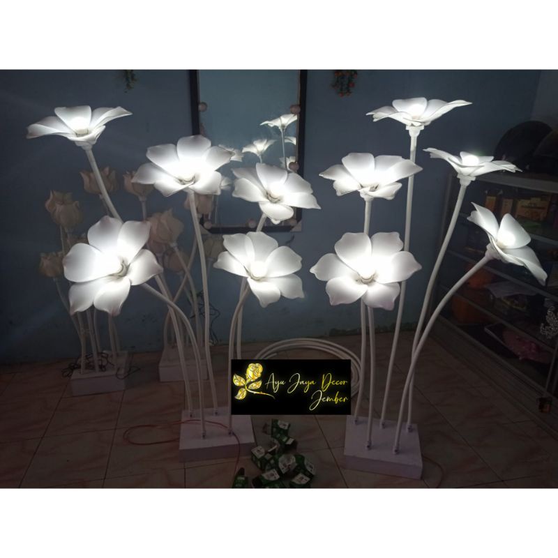 Jual stand lampu dekorasi/lampu taman/lampu hias/lampu ruang tamu/lampu ...