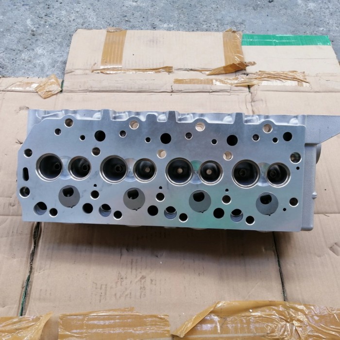 Jual Piston Mobil Cylinder Head 4D56 L300 Diesel | Shopee Indonesia