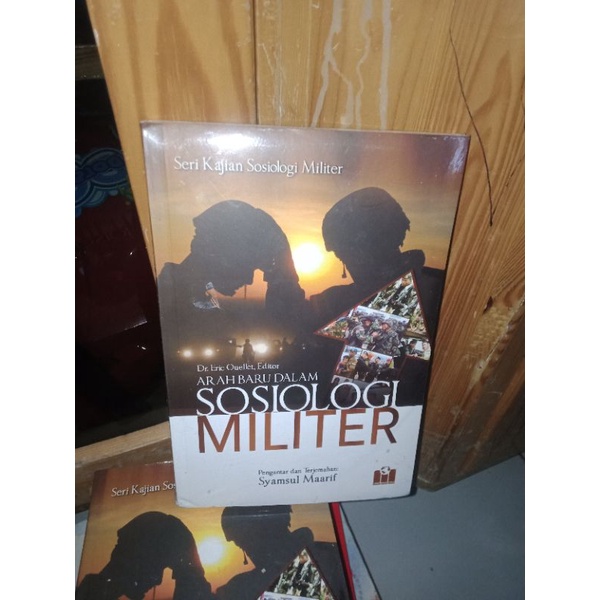 Jual BUKU ASLI ARAH BARU DALAM SOSIOLOGI MILITER SYAMSUL MAARIF ...