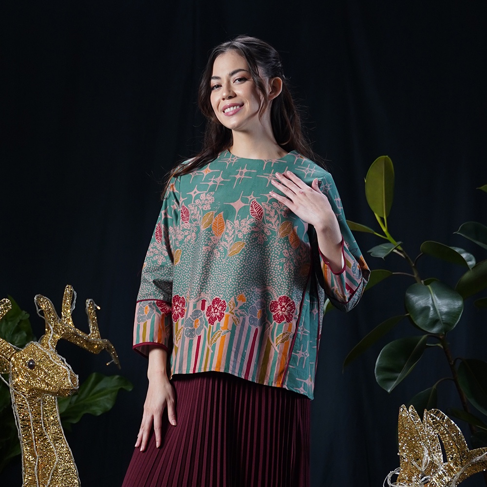 Jual NONA RARA - Vivana Carol T1884, Baju Batik Kasual Modern | Shopee ...
