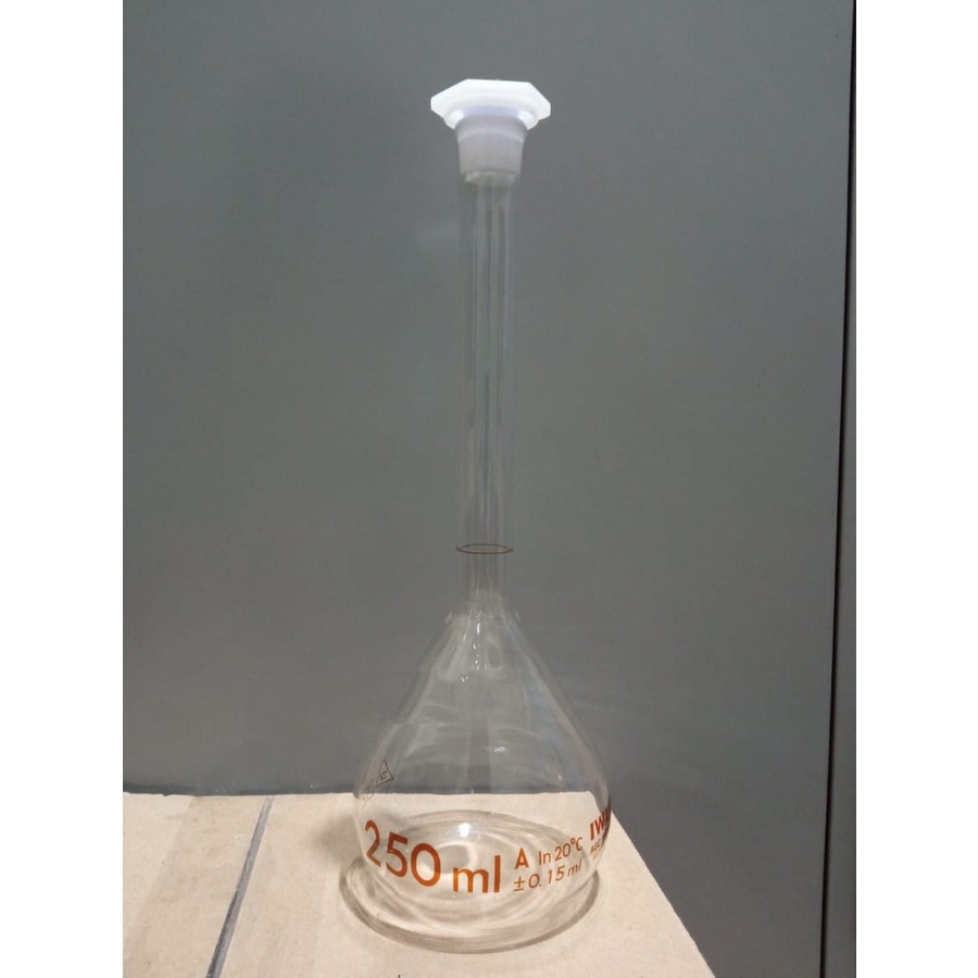 Jual IWAKI Labu Ukur Volumetric Flask Plastic Stopper 250 ml tutup plastik | Shopee Indonesia
