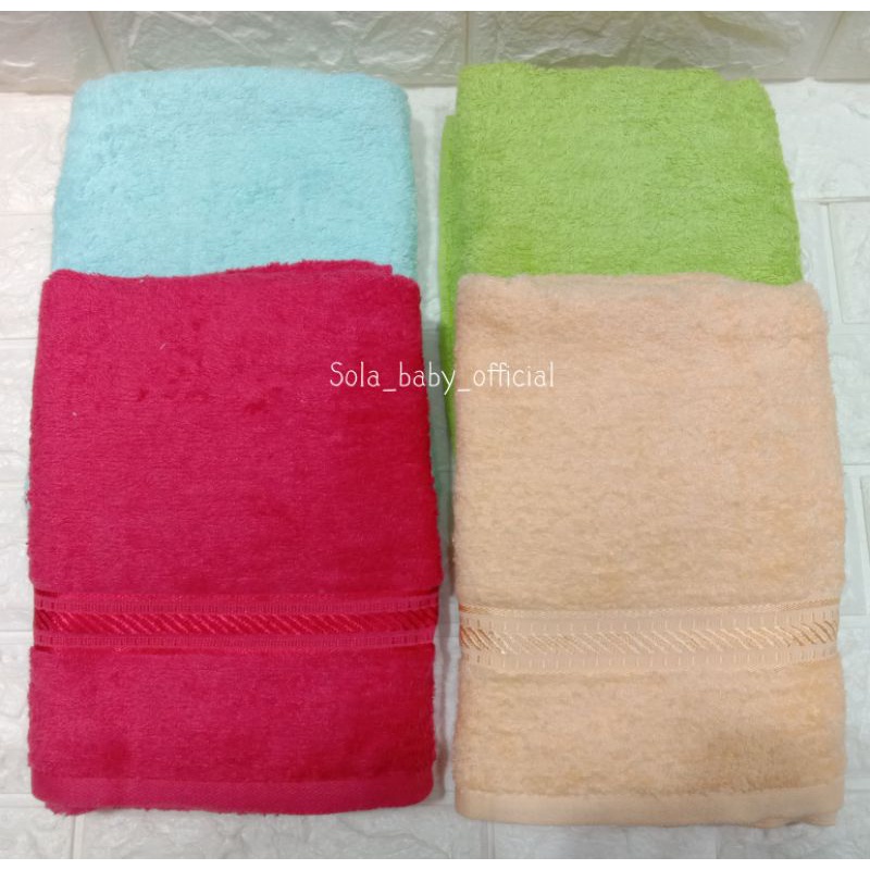 Jual Handuk Dewasa Merah Putih Ukuran 50x100cm | Shopee Indonesia