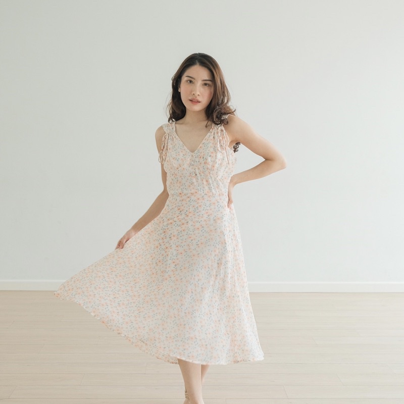 Jual Avore - Rosie Flower Dress in Calla Lily - Dress Wanita | Shopee ...