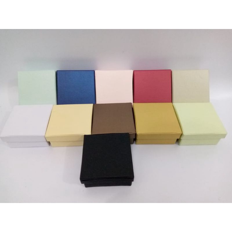 Jual Hardbox uk. 6 x 6 x 4 cm | kotak kado | giftbox | hampers | Shopee Indonesia