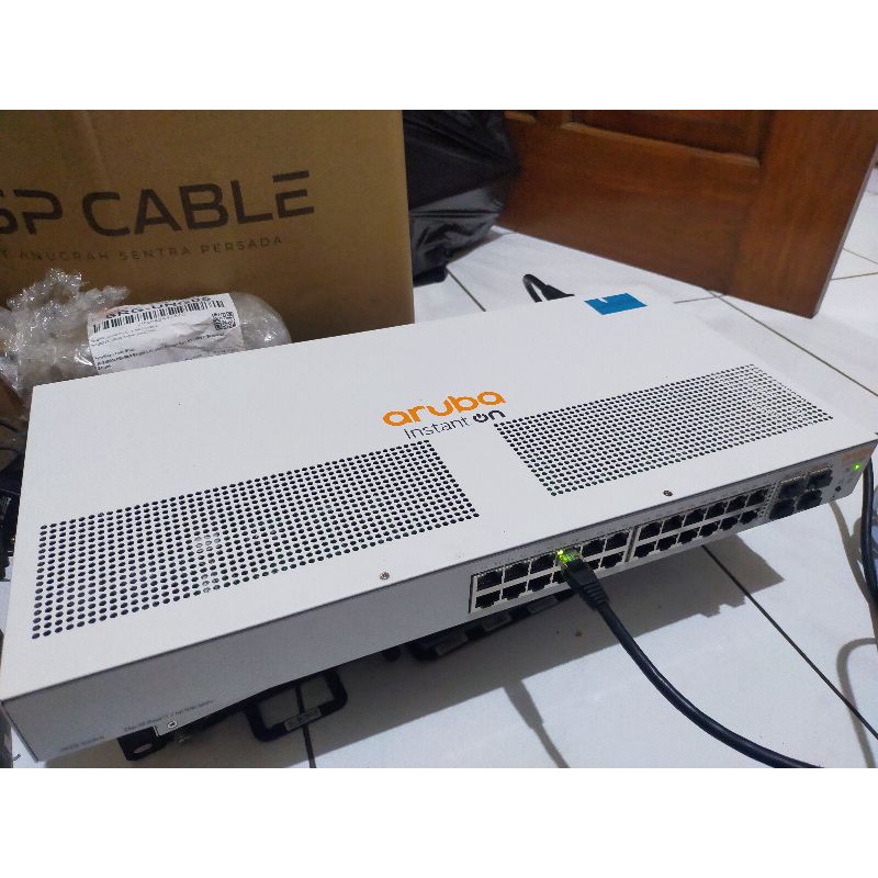 Jual switch manageable Aruba Instant On 1930 24g 4sfp+ switch JL682A ...