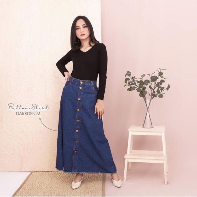 Jual Rok button skirt jeans denim Rok span jins knitted putih hitam ...