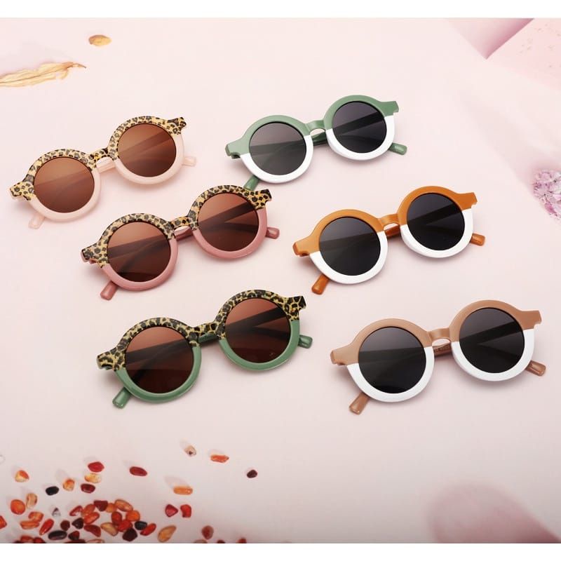 Jual Kacamata Anak Bulat Gradasi Warna New Trend Hitam Motif Gradasi ...