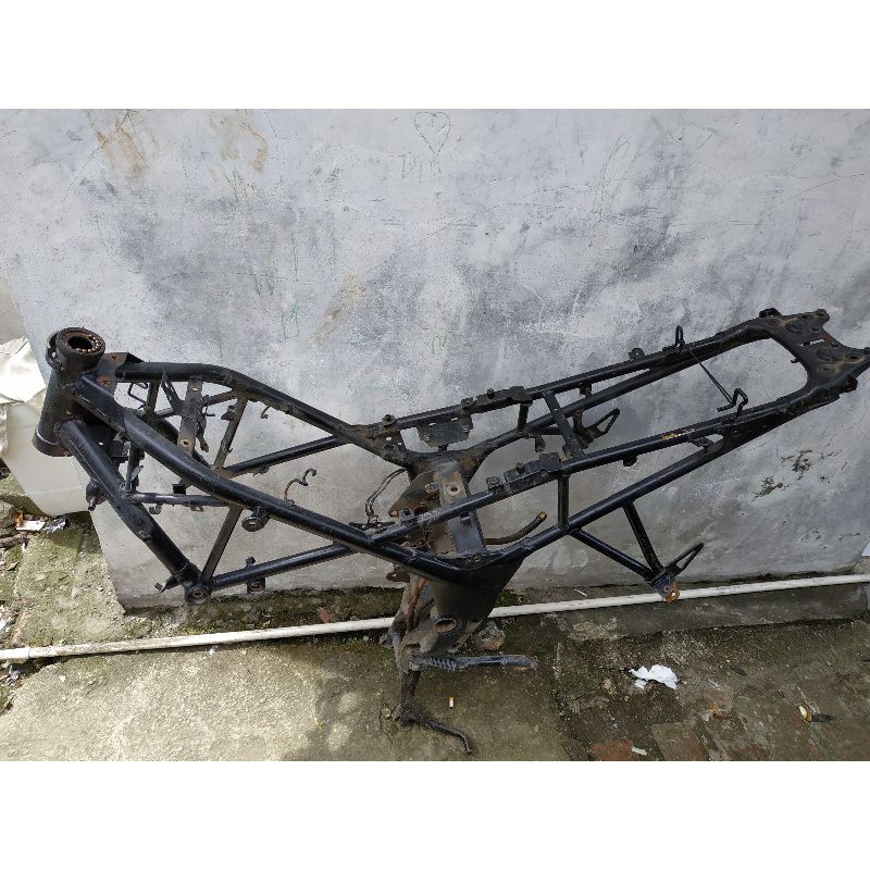 Jual frame casis cb150r old rangka cb150r original | Shopee Indonesia