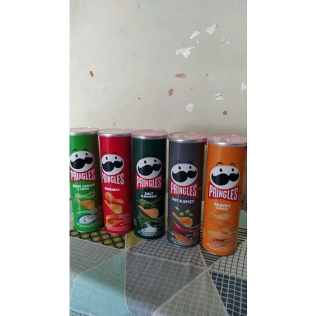 Jual Pringles potato chips all varian | Shopee Indonesia