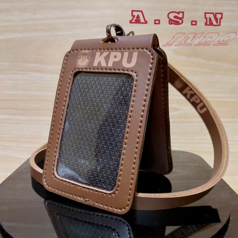Jual Id Card Kulit Lipat Magnet KPU Id Card Kulit KPU Lipat | Shopee ...