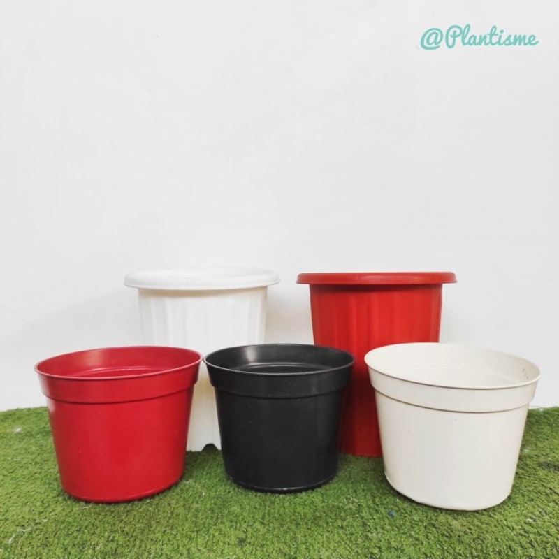 Jual Aneka Pot Plastik | Diameter 17cm | Pot Tanaman Hias Daun Bunga ...