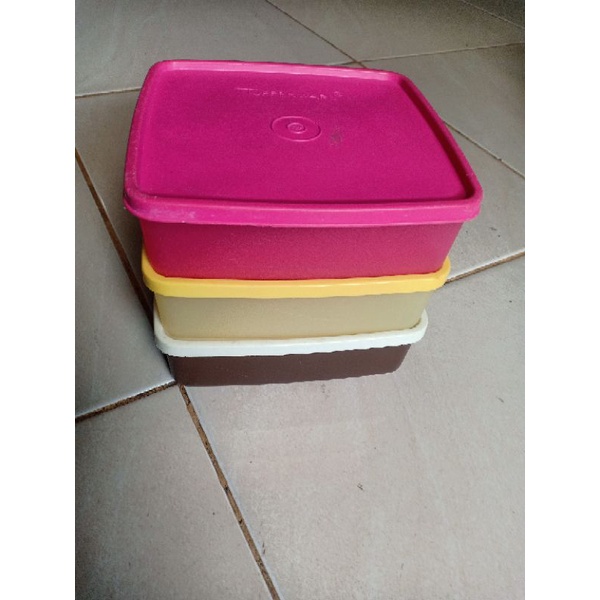 Jual Tupperware Second Large Square Away 650ml | Shopee Indonesia