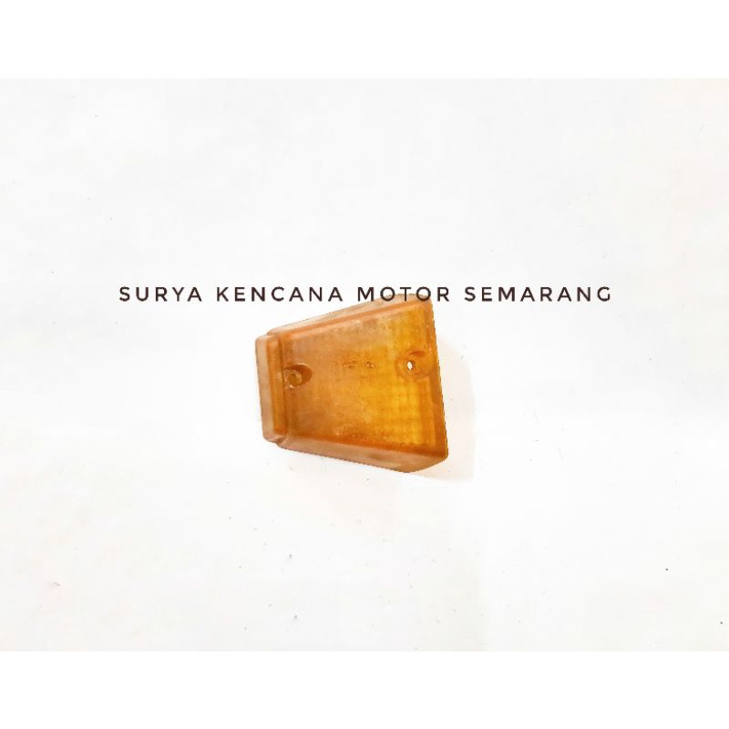 Jual Mika kaca lampu sen depan kiri Yamaha V80 Super Deluxe SD kuning ...