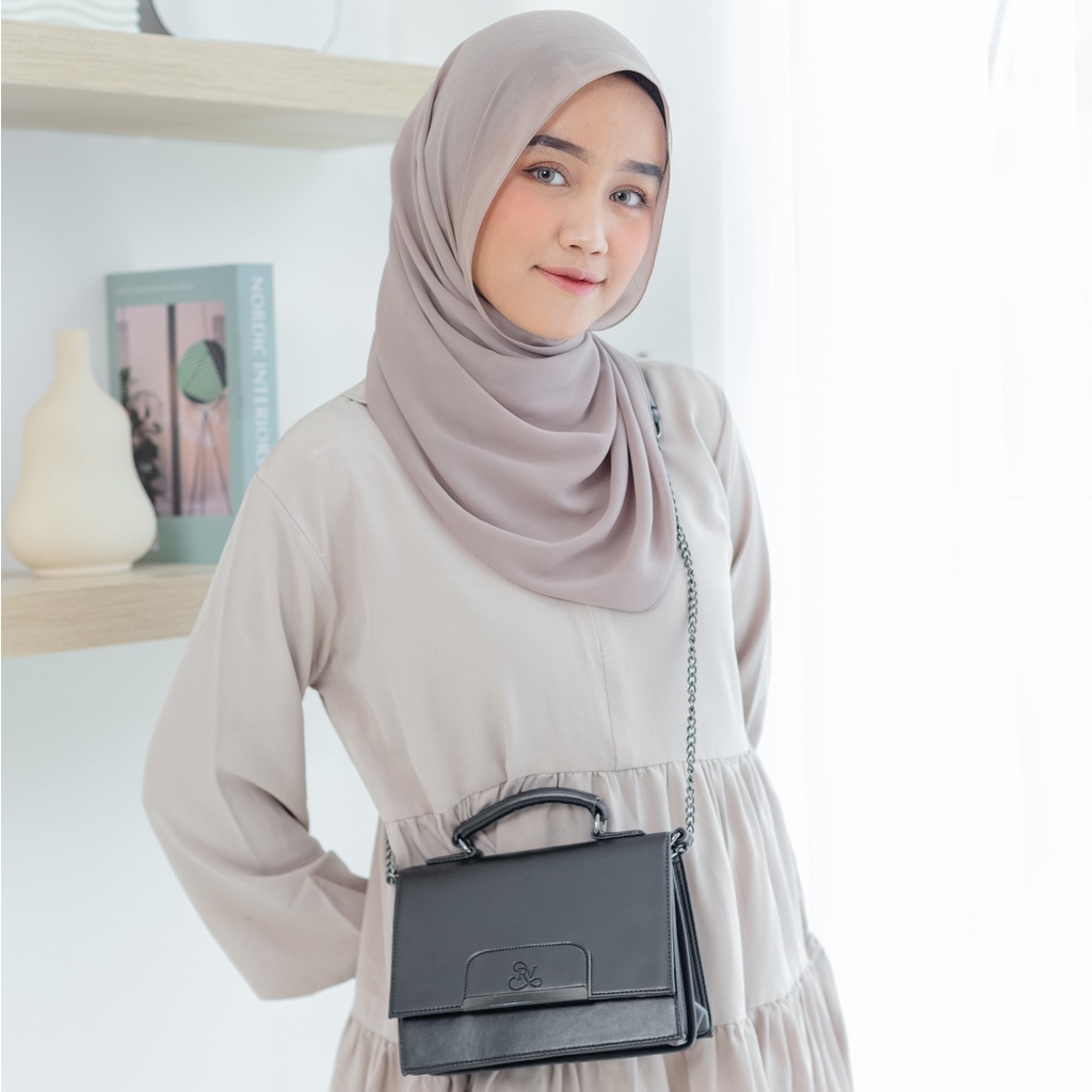 Jual Pamela Sling Bag - Reloashop - Reloastory - Tas Selempang Wanita ...