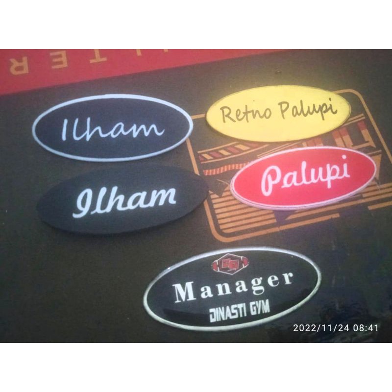 Jual name tag oval /nama dada oval/grafir oval/ukir oval/atribut oval ...