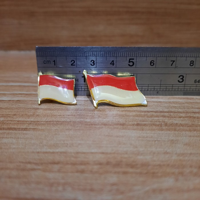 Jual Pin Pin Bendera Merah Putih Pin Bendera Merah Putih Berkibar ... Jual Pin Pin Bendera Merah Putih Pin Bendera Merah Putih Berkibar ...