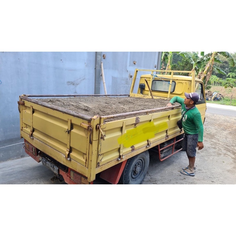 Jual Pasir/Abu Batu 3 kubik (1 engkel) Area Gurah,pare Kediri | Shopee ...