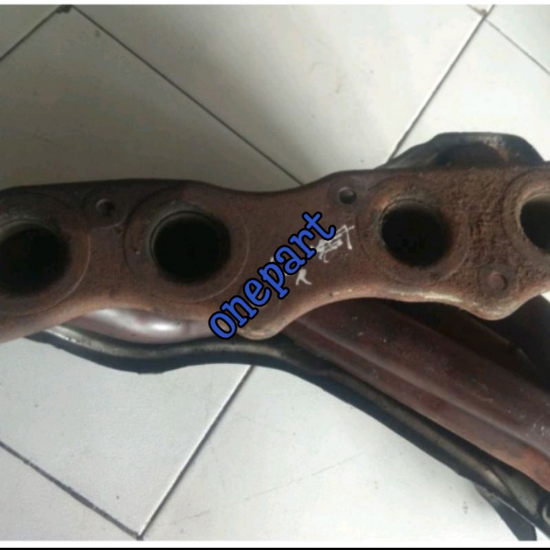 Jual Manifold api Innova Fortuner Hilux Bensin original bergaransi ...