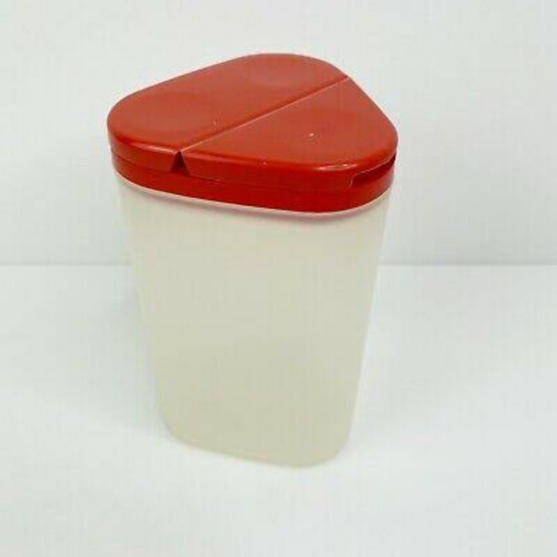 Jual Pour Triangle by Tupperware Wadah bumbu kering | Shopee Indonesia