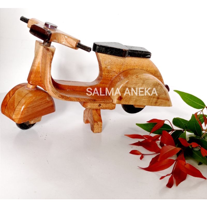 Jual MINIATUR KAYU DIECAST SEPEDA MOTOR HARLEY MOBIL PESAWAT BECAK KAYU ...