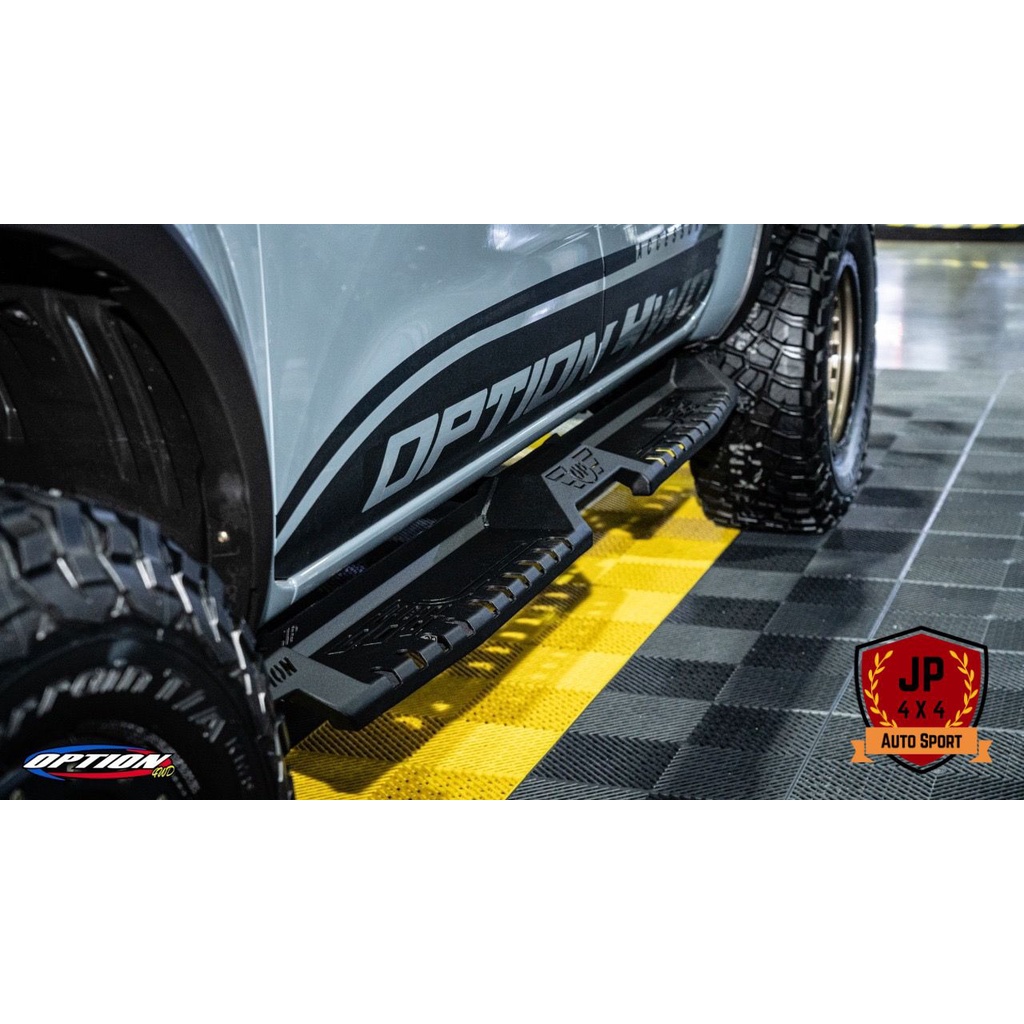 Jual Foot step Side step OPTION Hilux Revo Rocco | Shopee Indonesia